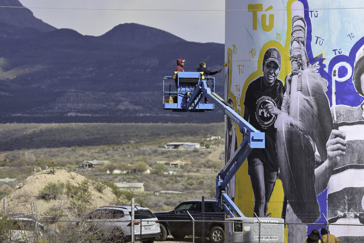 Art Rooted in Community: Visual Storytelling with Creative Resistance ...