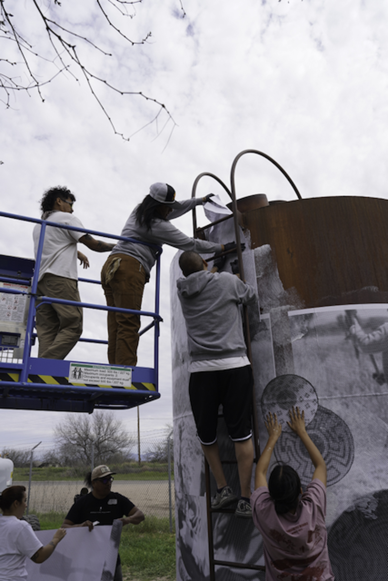 Art Rooted in Community: Visual Storytelling with Creative Resistance ...